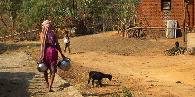 Causes of Urban Poverty in India : How to Improve Life In the Slums