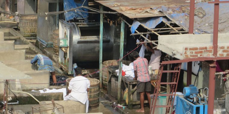 Causes of Urban Poverty in India : How to Improve Life In the Slums